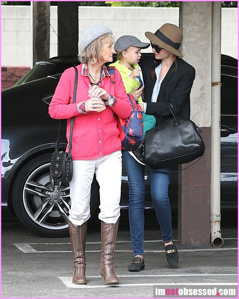 lovely lovely Miranda Kerr was spotted h… - 高清图片，堆糖，美图壁纸兴趣社区