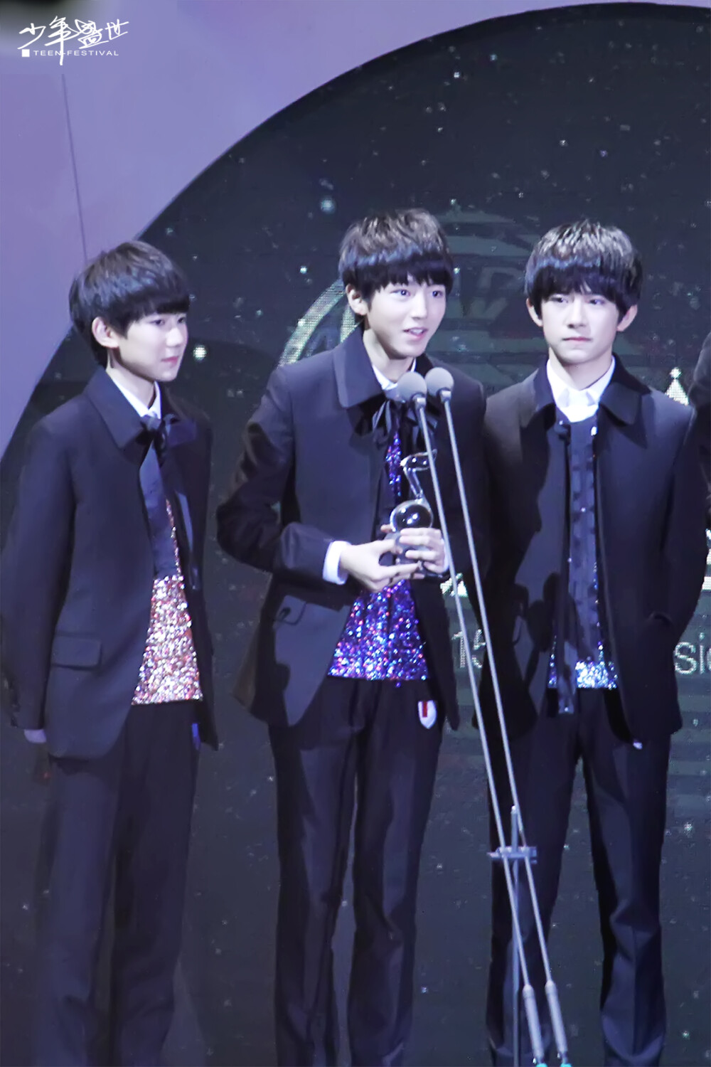 TFBOYS 2015QQ音乐年度盛典 - 高清图片，堆糖，美图壁纸兴趣社区