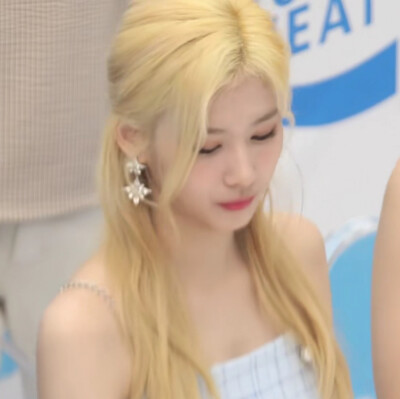 sana - 堆糖，美图壁纸兴趣社区