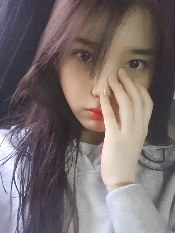 IU 李知恩 cr：Lotte-F - 高清图片，堆糖，美图壁纸兴趣社区