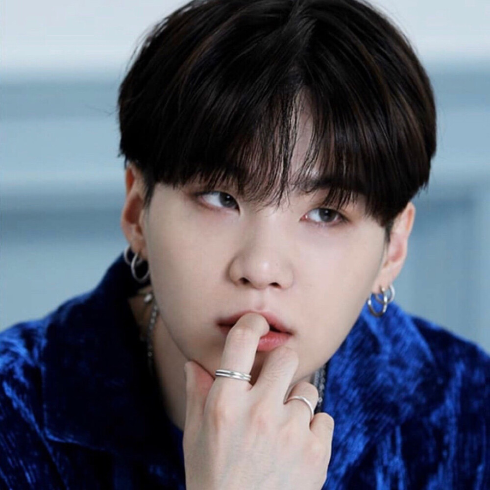 SUGA - 高清图片，堆糖，美图壁纸兴趣社区