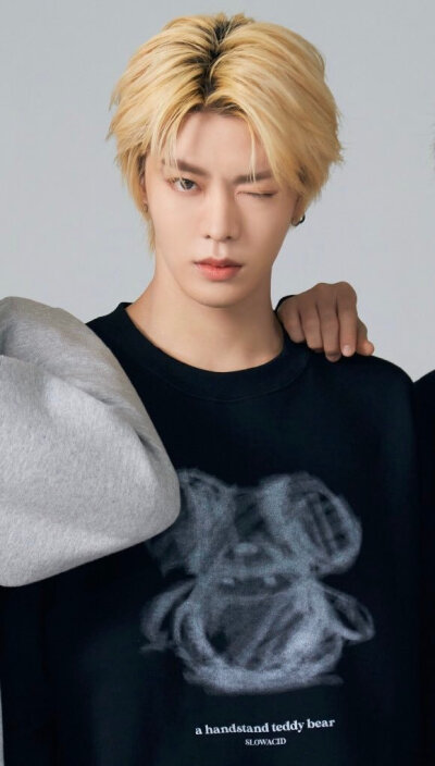 YUTA - 高清图片，堆糖，美图壁纸兴趣社区