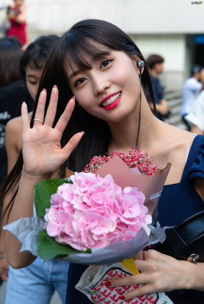 Momo - 高清图片，堆糖，美图壁纸兴趣社区