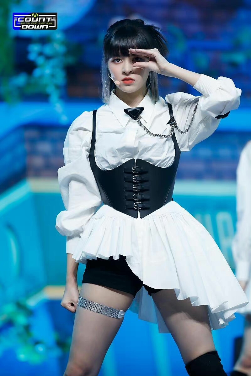 Lily - 高清图片，堆糖，美图壁纸兴趣社区