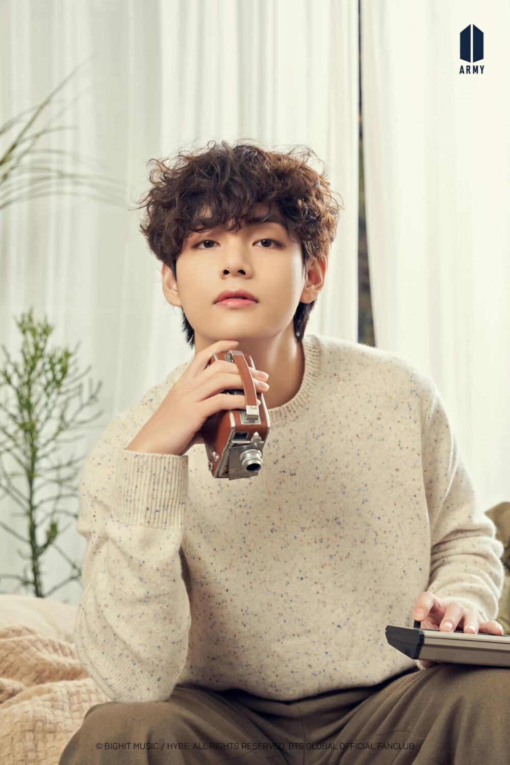 金泰亨 220516 BTS WEEKEND with V - 堆糖，美图壁纸兴趣社区