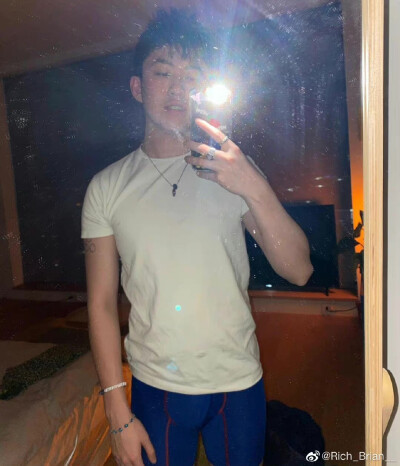 rich brian - 堆糖，美图壁纸兴趣社区