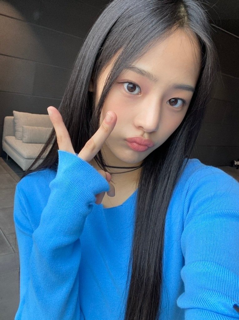 minji ©logo 侵权删. - 高清图片，堆糖，美图壁纸兴趣社区