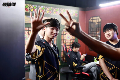 ivl帅哥 - 堆糖，美图壁纸兴趣社区