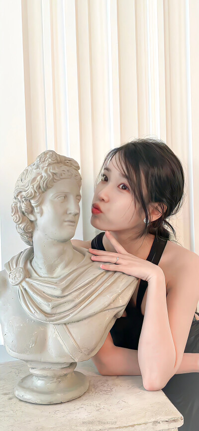 IU | INS cr: Tea-krisy - 高清图片，堆糖，美图壁纸兴趣社区