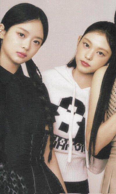 New jeans Hanni&Haerin - 堆糖，美图壁纸兴趣社区