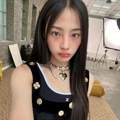 Minji头像（NewJeans） - 高清图片，堆糖，美图壁纸兴趣社区