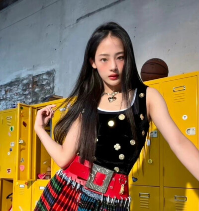 Minji头像（NewJeans） - 高清图片，堆糖，美图壁纸兴趣社区