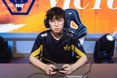 ivl帅哥 - 堆糖，美图壁纸兴趣社区