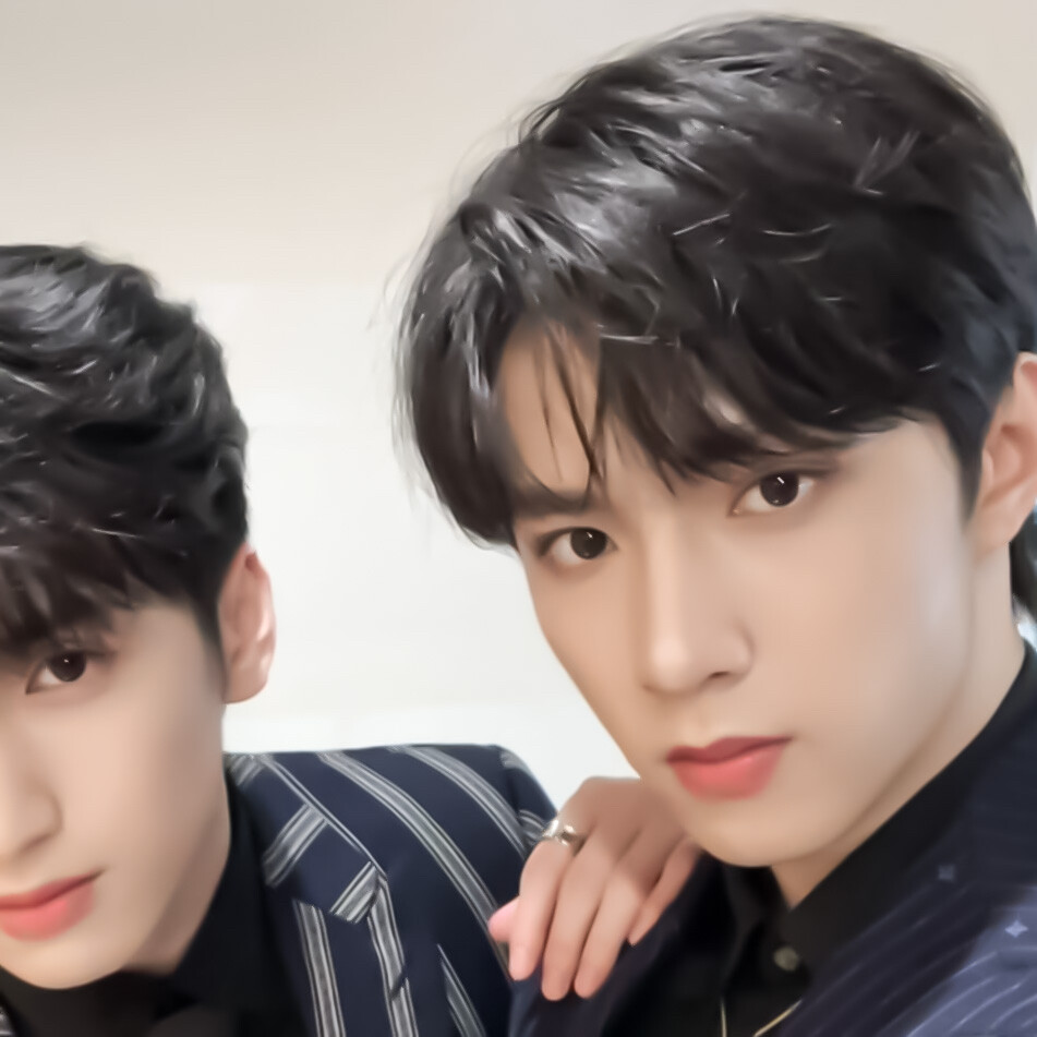 刘耀文and严浩翔 文严文&万喜 - 高清图片，堆糖，美图壁纸兴趣社区