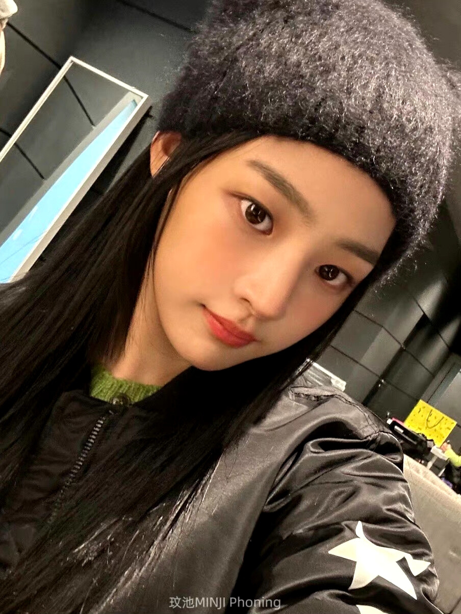 minji ©logo 侵删. - 高清图片，堆糖，美图壁纸兴趣社区