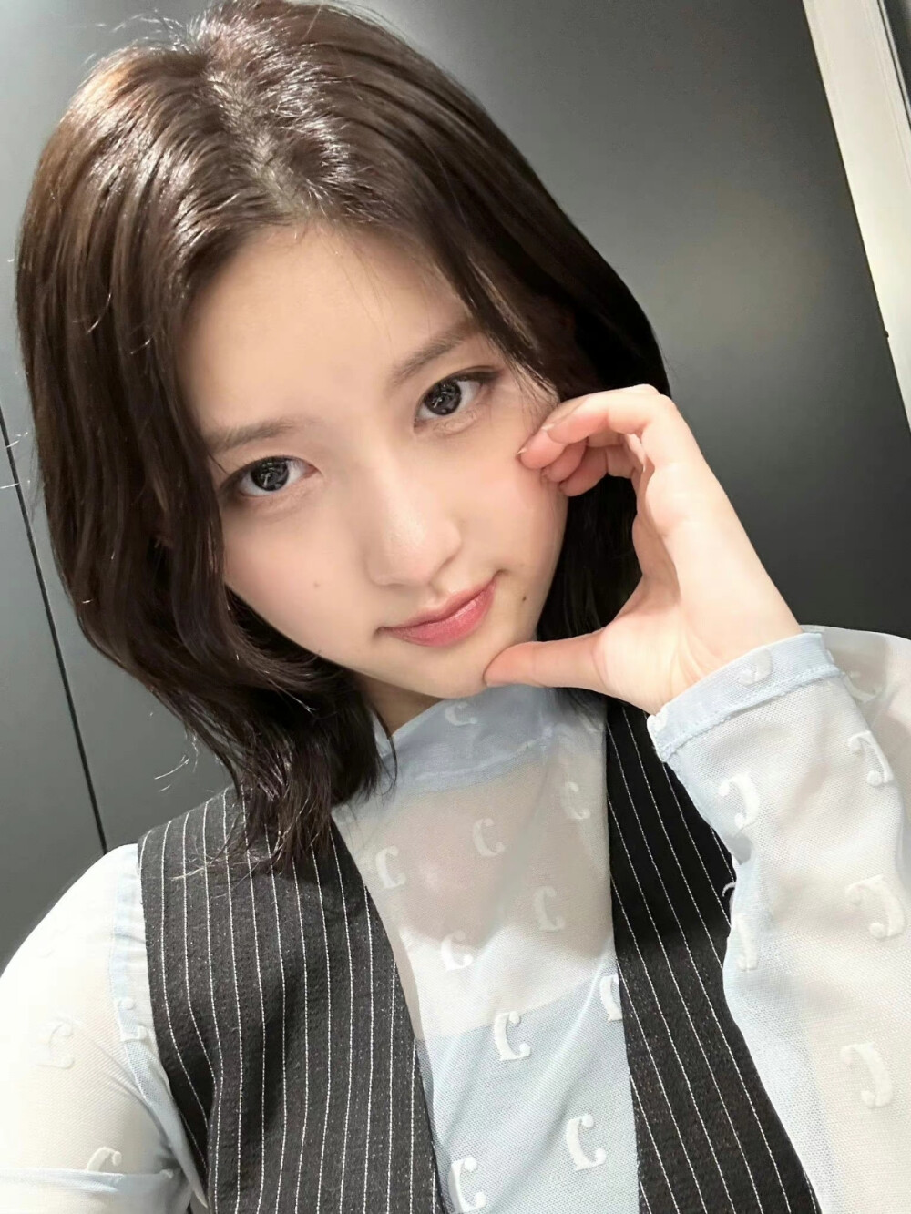 金秋天 Gaeul ©Logo侵删. - 高清图片，堆糖，美图壁纸兴趣社区