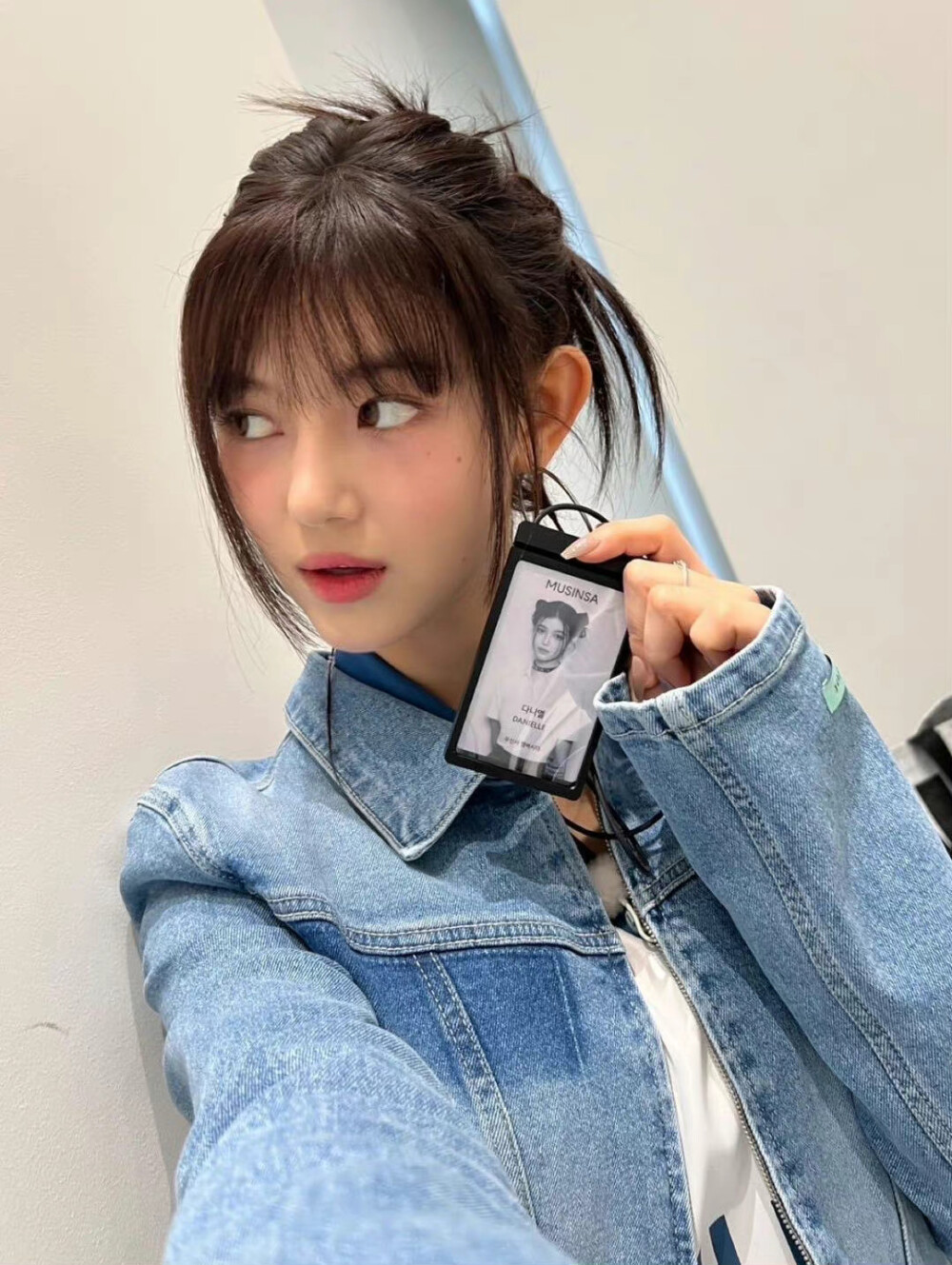 Danielle ©Logo侵删. - 堆糖，美图壁纸兴趣社区