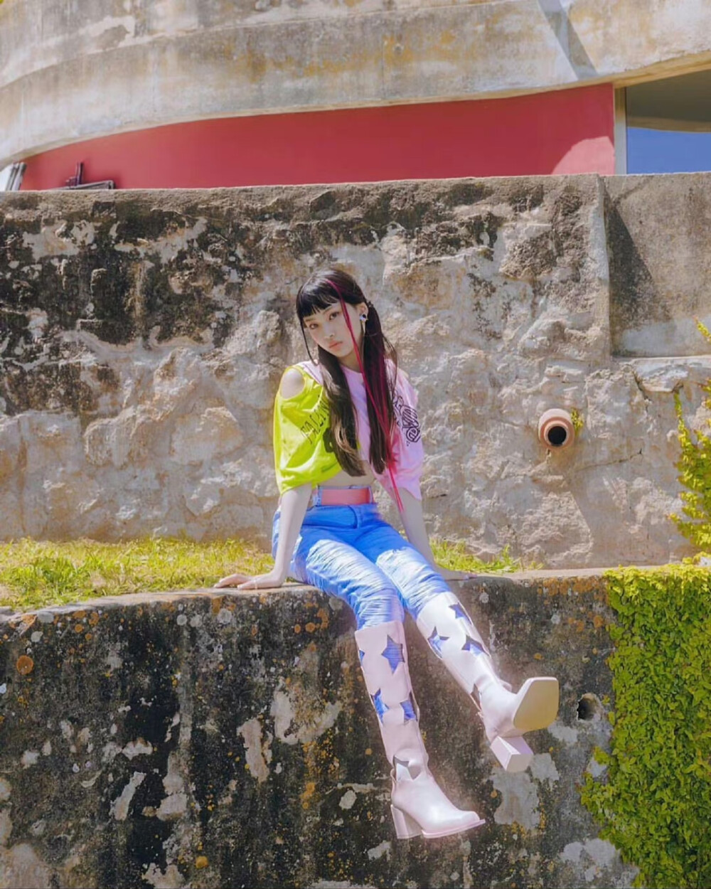 HYEIN 李惠仁 ©Logo侵删. - 堆糖，美图壁纸兴趣社区