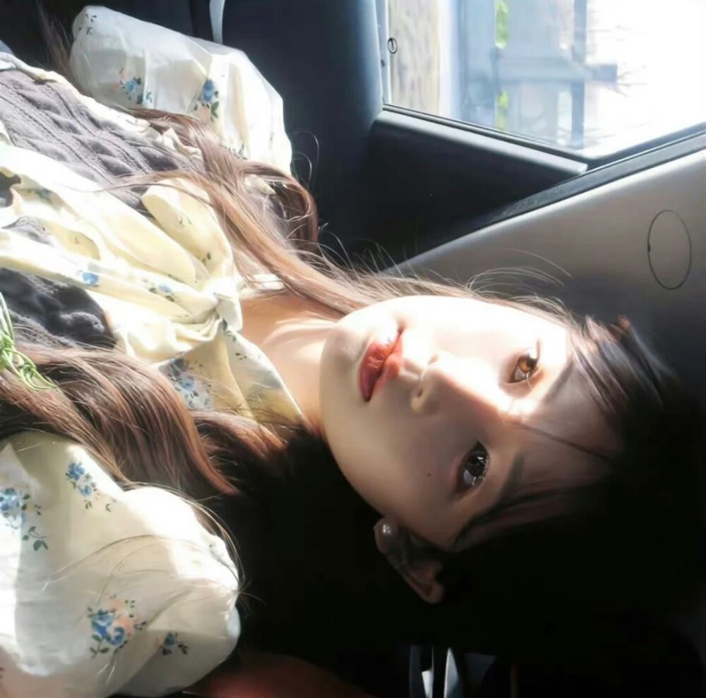 图源ks田恬（头像） 3.29 - 堆糖，美图壁纸兴趣社区