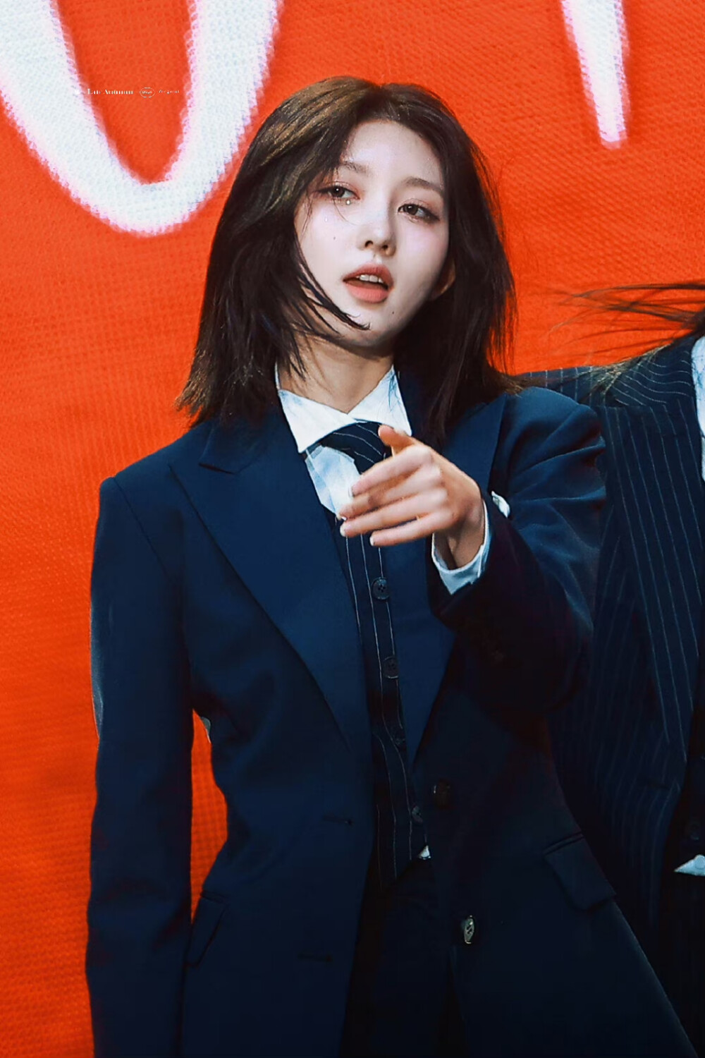 GAEUL 金秋天 ©Logo侵删. - 高清图片，堆糖，美图壁纸兴趣社区