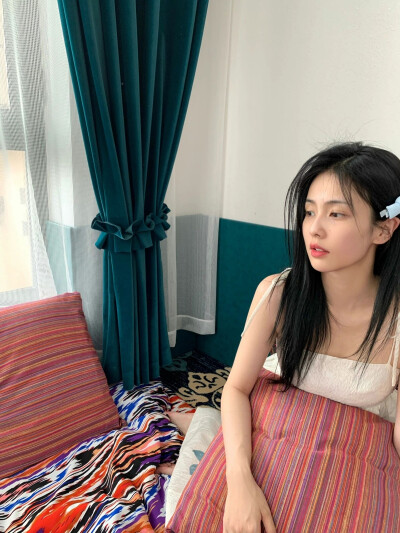 白鹿｜红衣女侠客 cr.Tea-krisy - 堆糖，美图壁纸兴趣社区