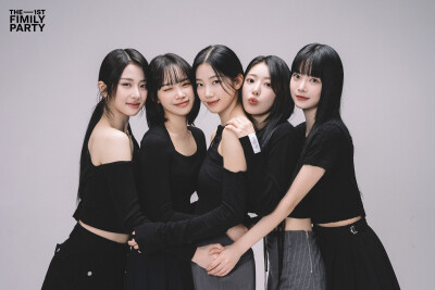 LESSERAFIM - 堆糖，美图壁纸兴趣社区