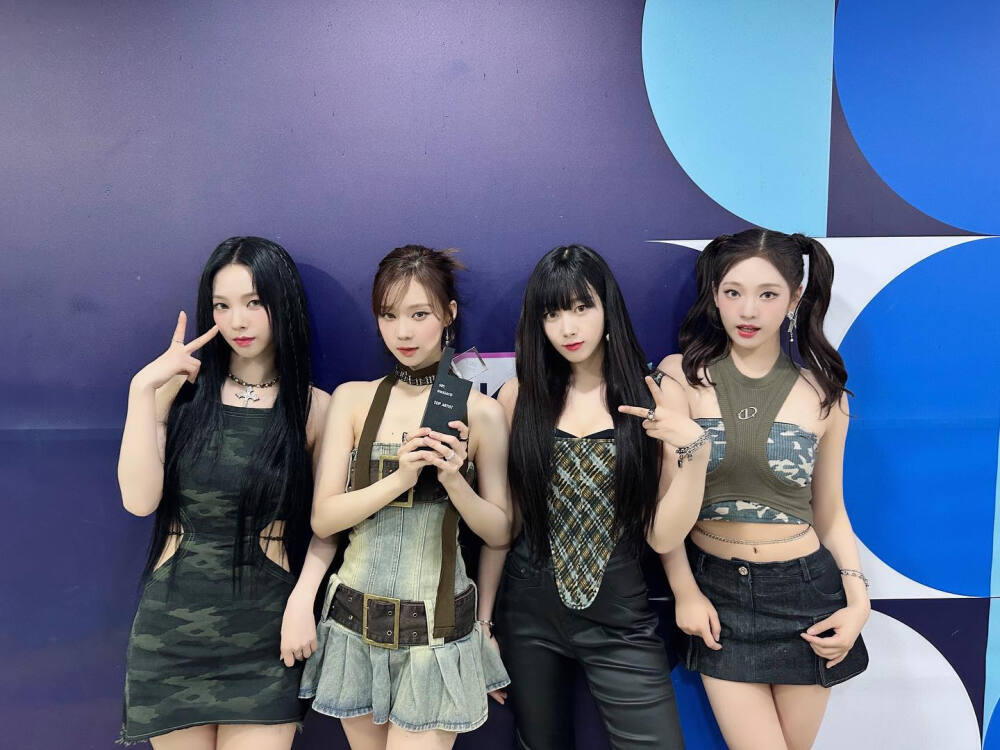 aespa - 高清图片，堆糖，美图壁纸兴趣社区