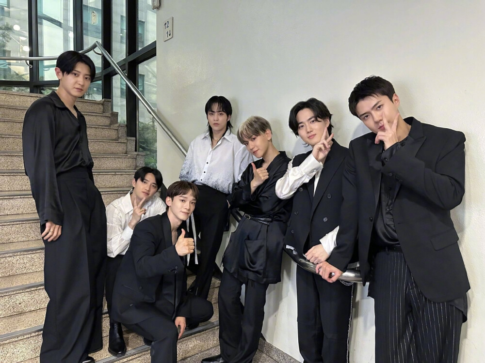 EXO合照 - 高清图片，堆糖，美图壁纸兴趣社区