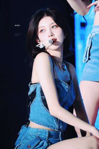 金秋天 Gaeul ©Logo侵删. - 高清图片，堆糖，美图壁纸兴趣社区