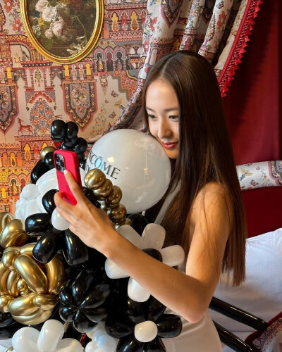 Krystal ins更新 - 高清图片，堆糖，美图壁纸兴趣社区