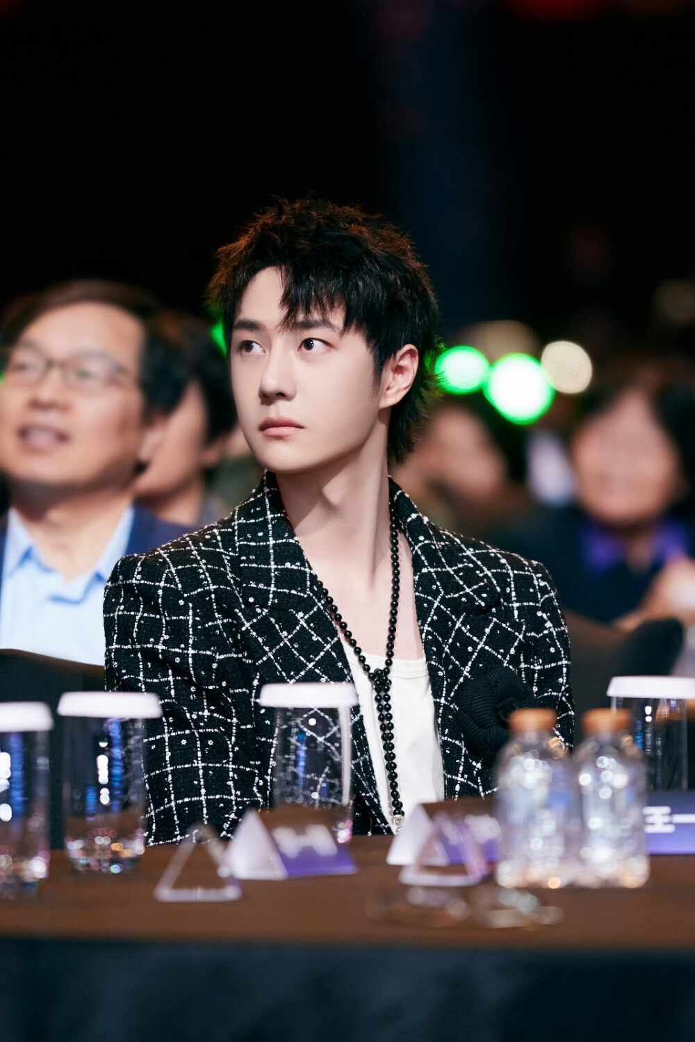 YIBO-OFFICIAL： #2023爱奇艺尖叫之夜# 现… - 高清图片，堆糖，美图壁纸兴趣社区