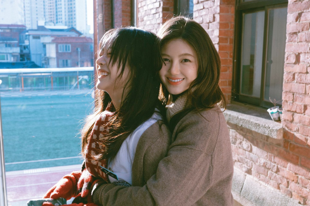 NewJeans Hanni&Danielle - 高清图片，堆糖，美图壁纸兴趣社区