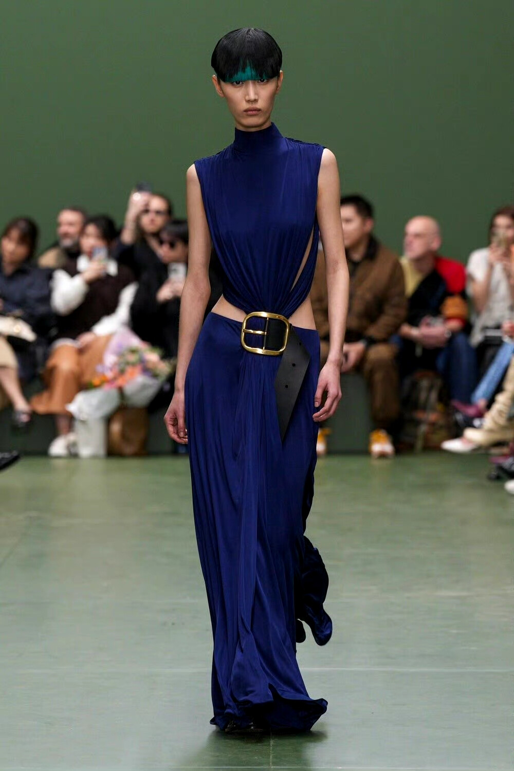 LOEWE F/W 2024 - 高清图片，堆糖，美图壁纸兴趣社区