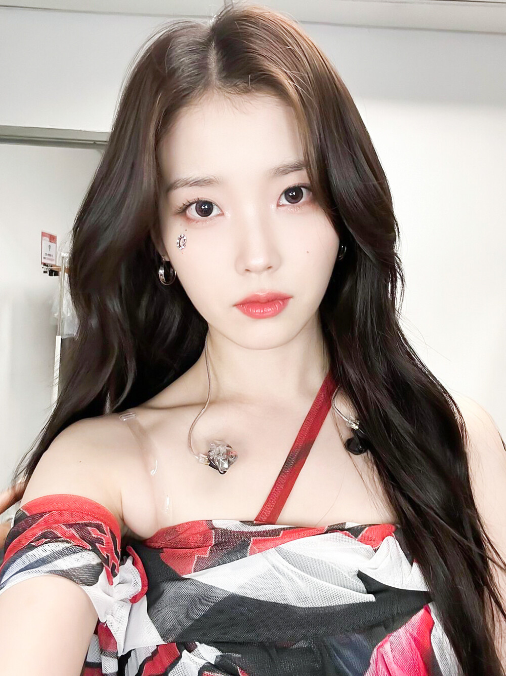 IU | INS cr:__南宫_ - 高清图片，堆糖，美图壁纸兴趣社区