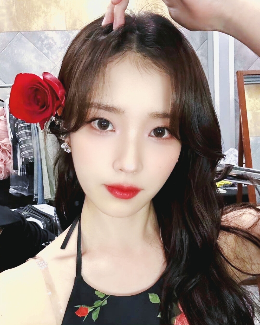 IU | INS cr:__南宫_ - 高清图片，堆糖，美图壁纸兴趣社区
