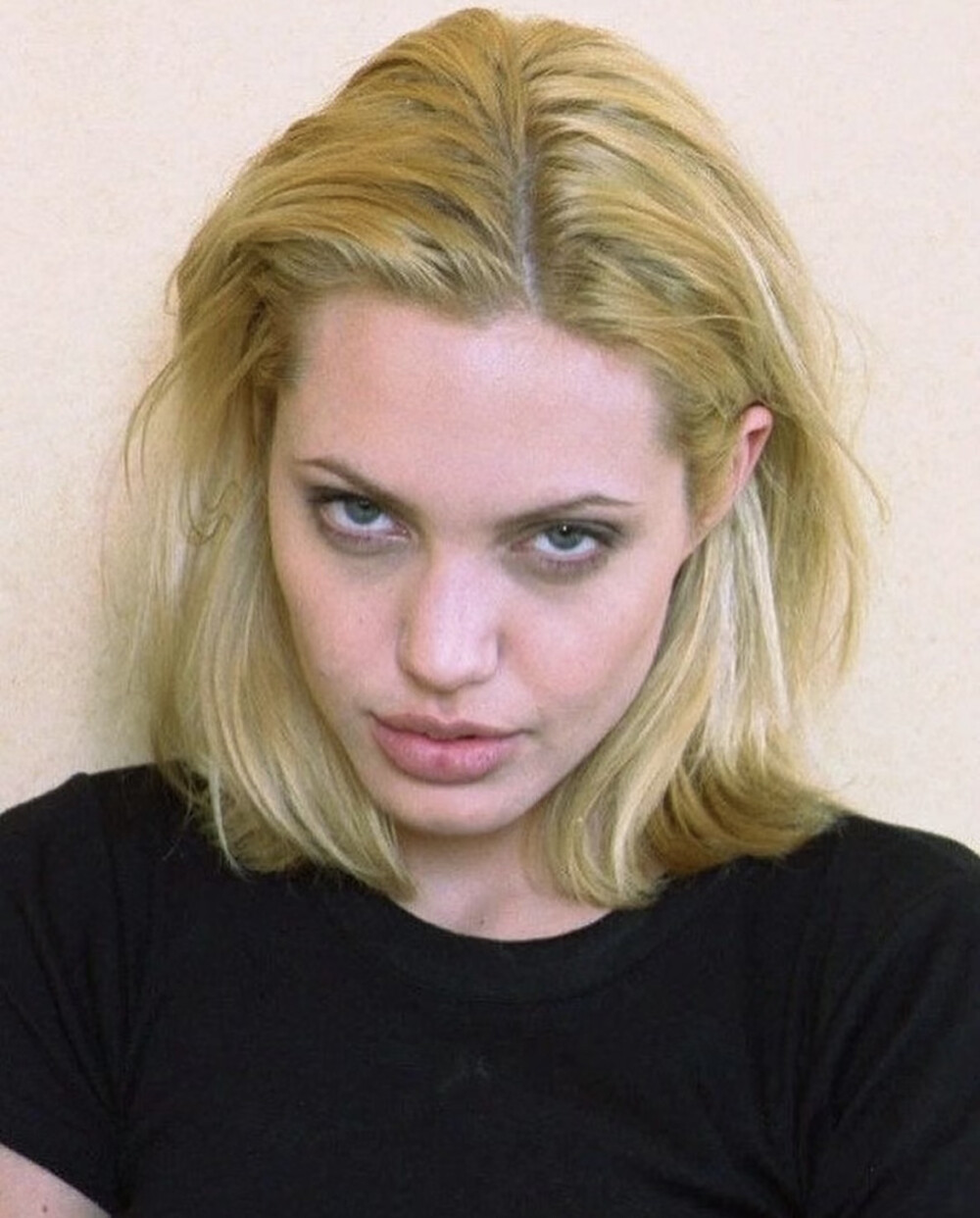 Angelina Jolie - 高清图片，堆糖，美图壁纸兴趣社区