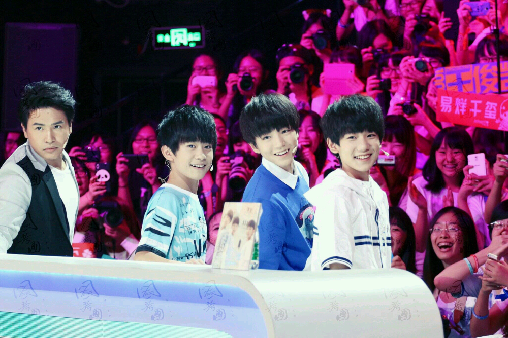 TFBOYS 王俊凯 8.28年代秀 cr:logo - 堆糖，美图壁纸兴趣社区
