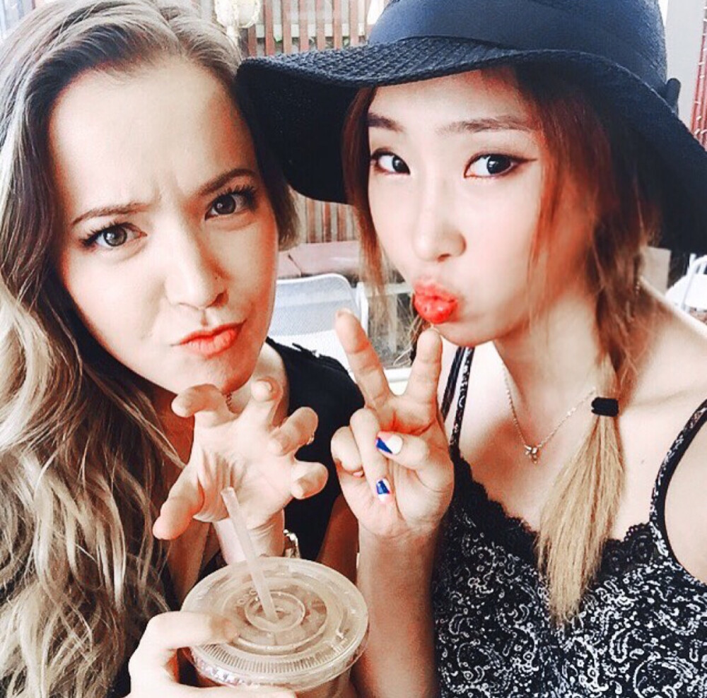 8/11 2ne1 孔敏智 Minzy☆ - 高清图片，堆糖，美图壁纸兴趣社区