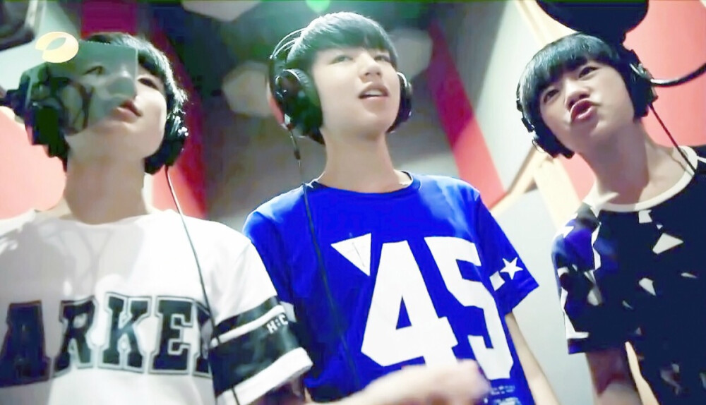 #王俊凯 #tfboys王俊凯 #王源 #tfboys王源 … - 高清图片，堆糖，美图壁纸兴趣社区