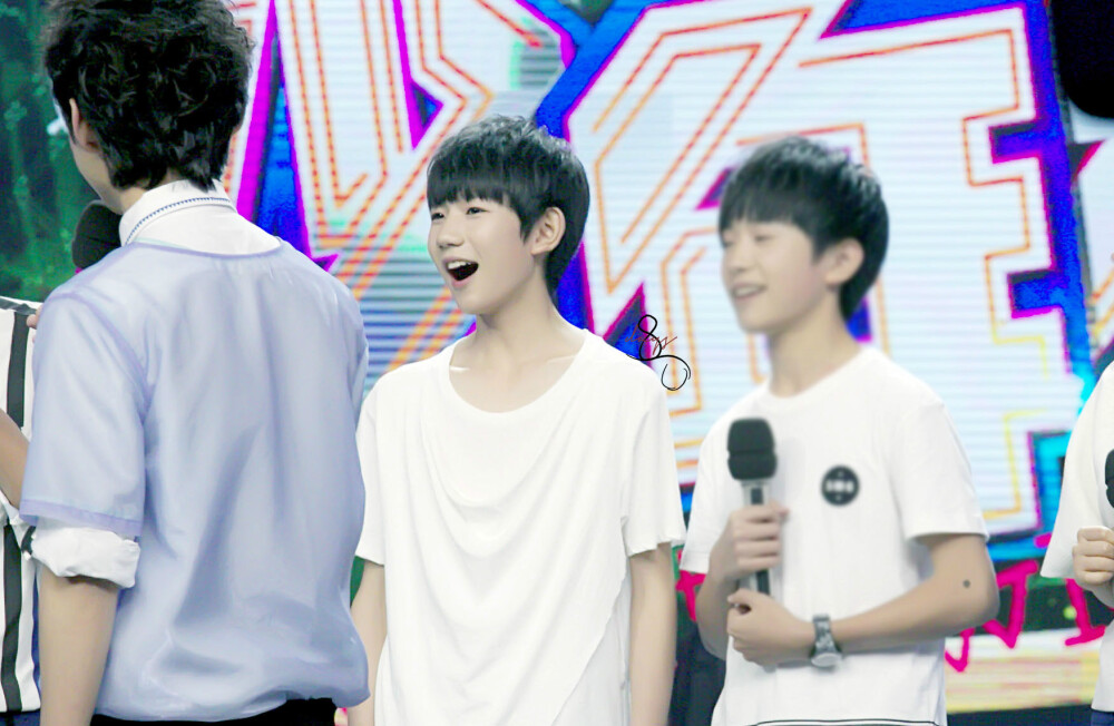 140520快乐大本营录制无剧透 cr : Day8_in… - 堆糖，美图壁纸兴趣社区