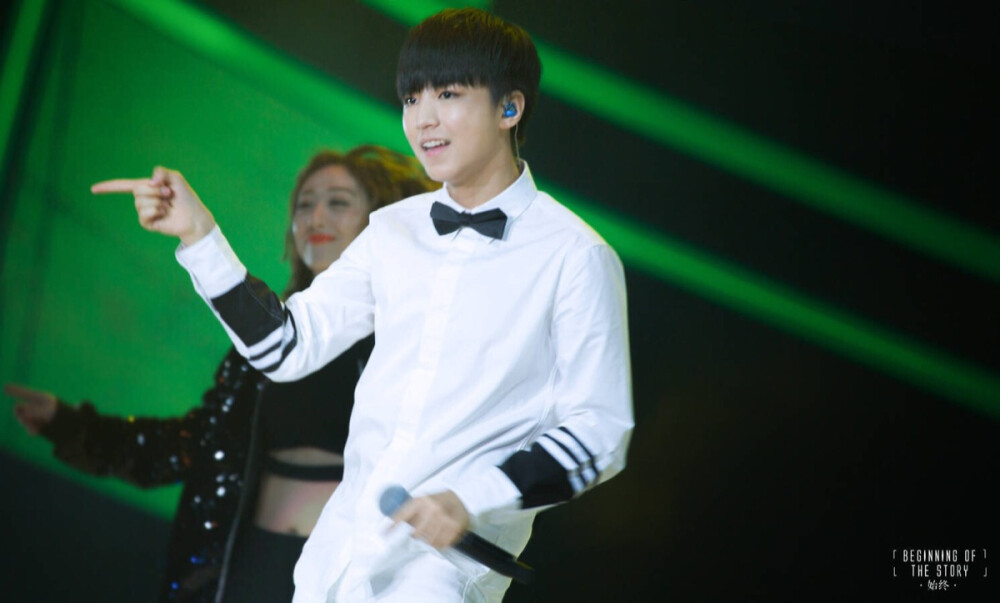 #王俊凯 #TFBOYS QQ音乐盛典 高清 帅气 - 高清图片，堆糖，美图壁纸兴趣社区