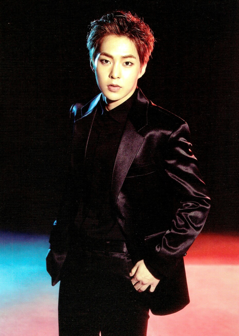 EXO三巡周边 - 场刊 高扫9P [图片cr.몽쉘 … - 高清图片，堆糖，美图壁纸兴趣社区