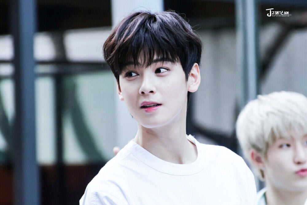 Astro 车银优（公司后来发布的中文名），一… - 高清图片，堆糖，美图壁纸兴趣社区