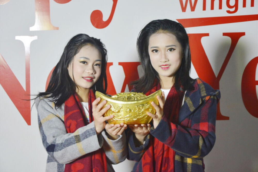 东鹏特饮！年轻就要醒着拼！wingirls组合20… - 高清图片，堆糖，美图壁纸兴趣社区