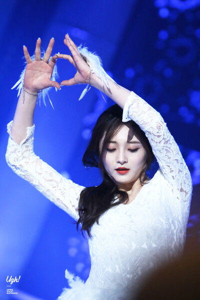 IOI pinky 周洁琼 - 高清图片，堆糖，美图壁纸兴趣社区