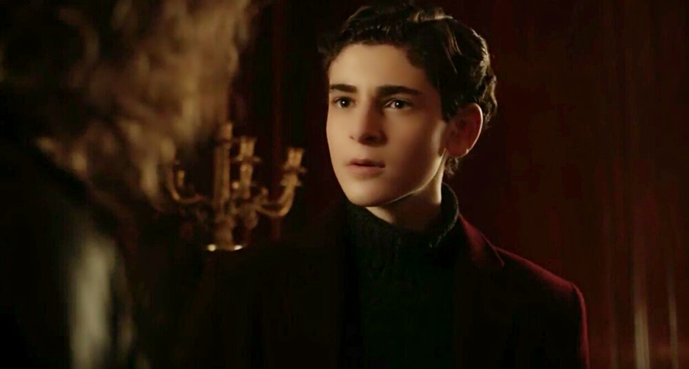 David Mazouz，2001年2月19日出生于洛杉矶… - 堆糖，美图壁纸兴趣社区