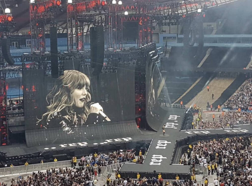 rep巡演 英国第一站 Taylorswift - 高清图片，堆糖，美图壁纸兴趣社区