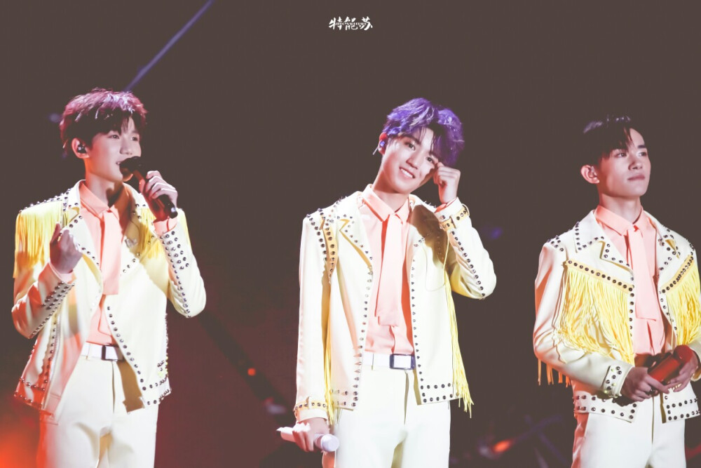 20180824TFBOYS五周年 开始想象 演唱会高清… - 高清图片，堆糖，美图壁纸兴趣社区