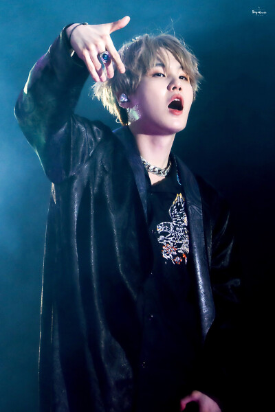 SUGA - 堆糖，美图壁纸兴趣社区