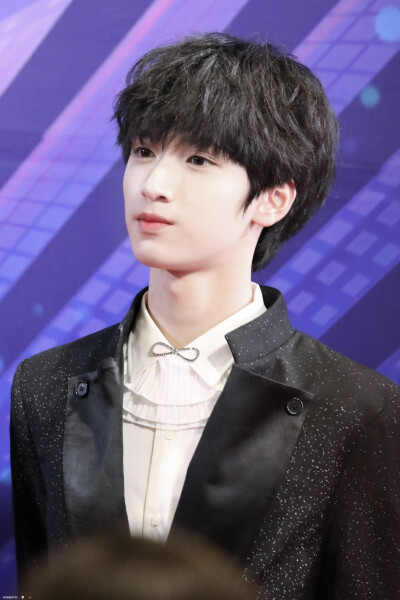 严浩翔 时代少年团 小熊气场一米八 - 高清图片，堆糖，美图壁纸兴趣社区